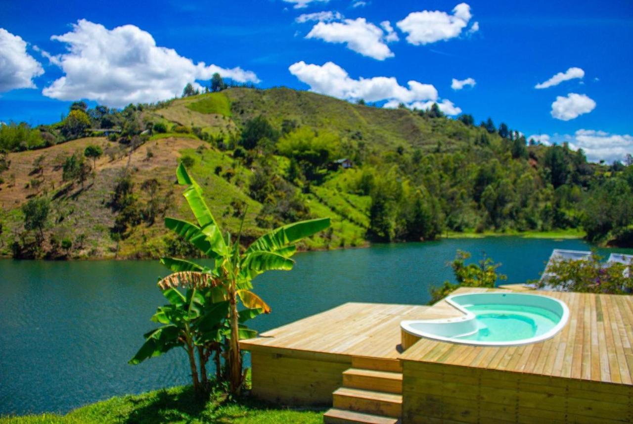 AW Guatape Glamping Resort | Guatape | HotelesCheveres.com 2025