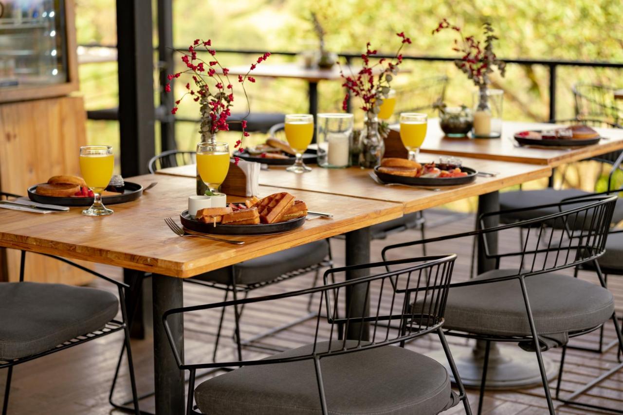 The Boato Hotel | Guatape | HotelesCheveres.com 2025